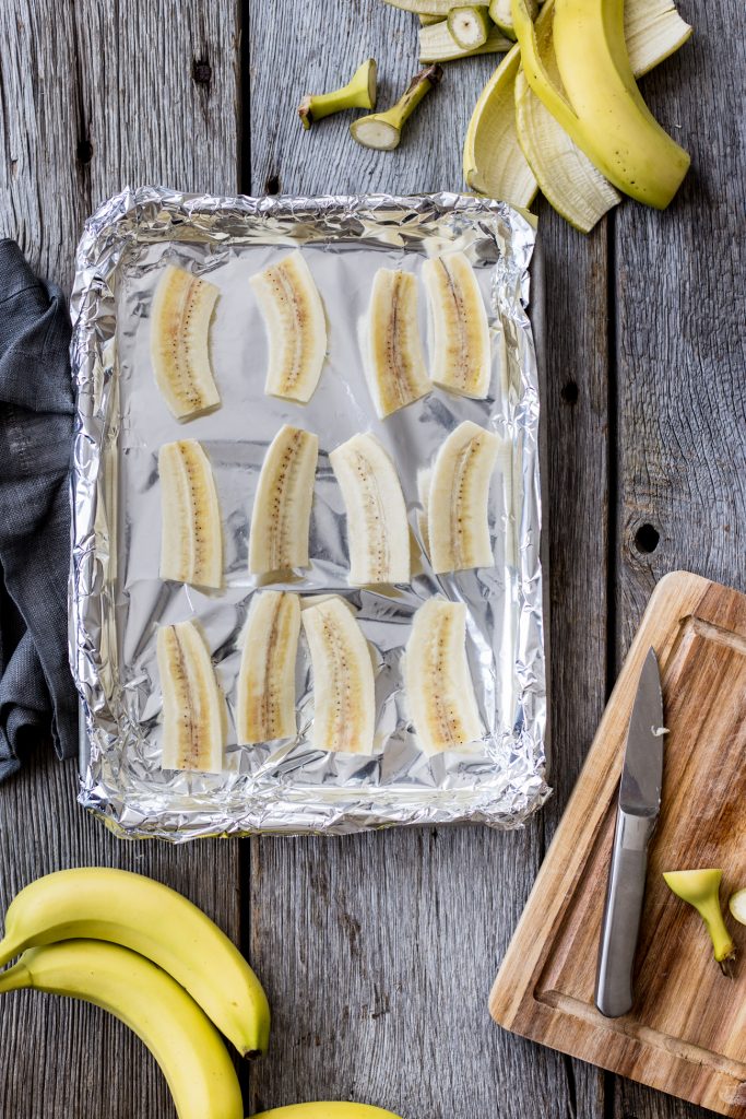 Baked Bananas: The Healthy One-Ingredient Dessert You Need to Make Tonight