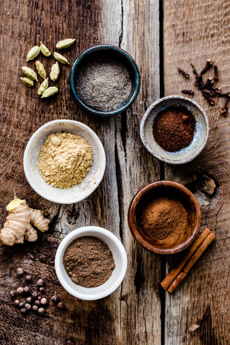 Chocolate-Dipped Chai Spiced Raw Macaroons | Hello Veggie