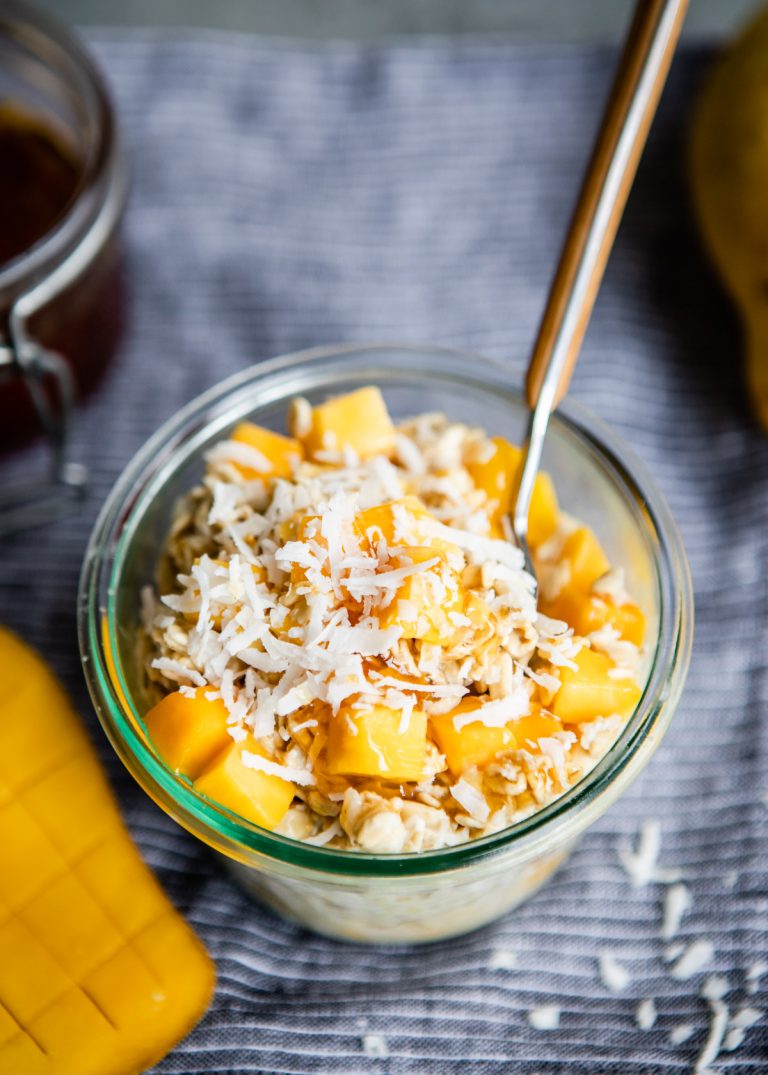 Our Fave Summer Breakfast: Coco-Mango Overnight Oats | Hello Veggie