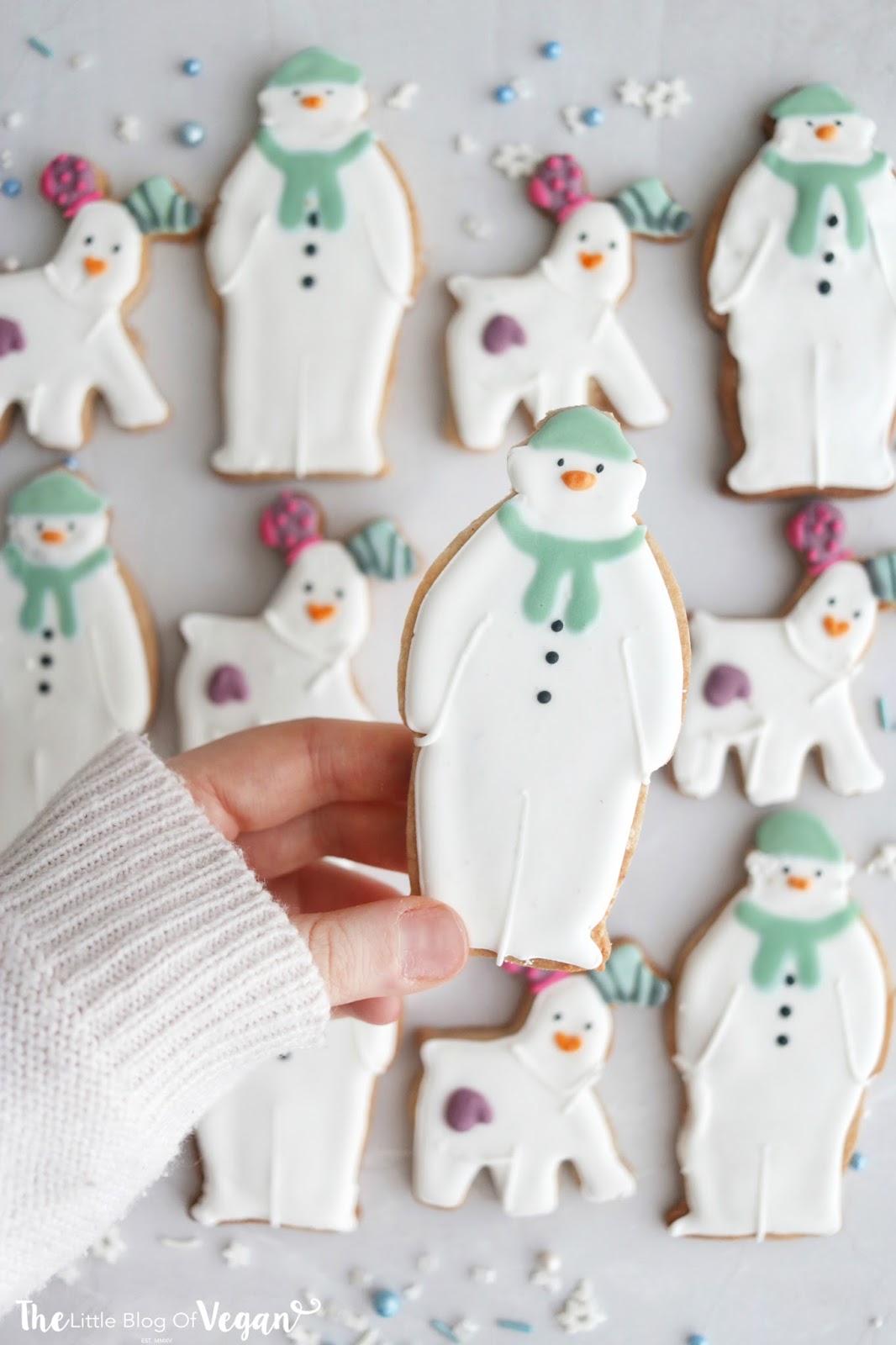 7 Vegan Cookies to Make for the Holidays | Hello Veggie