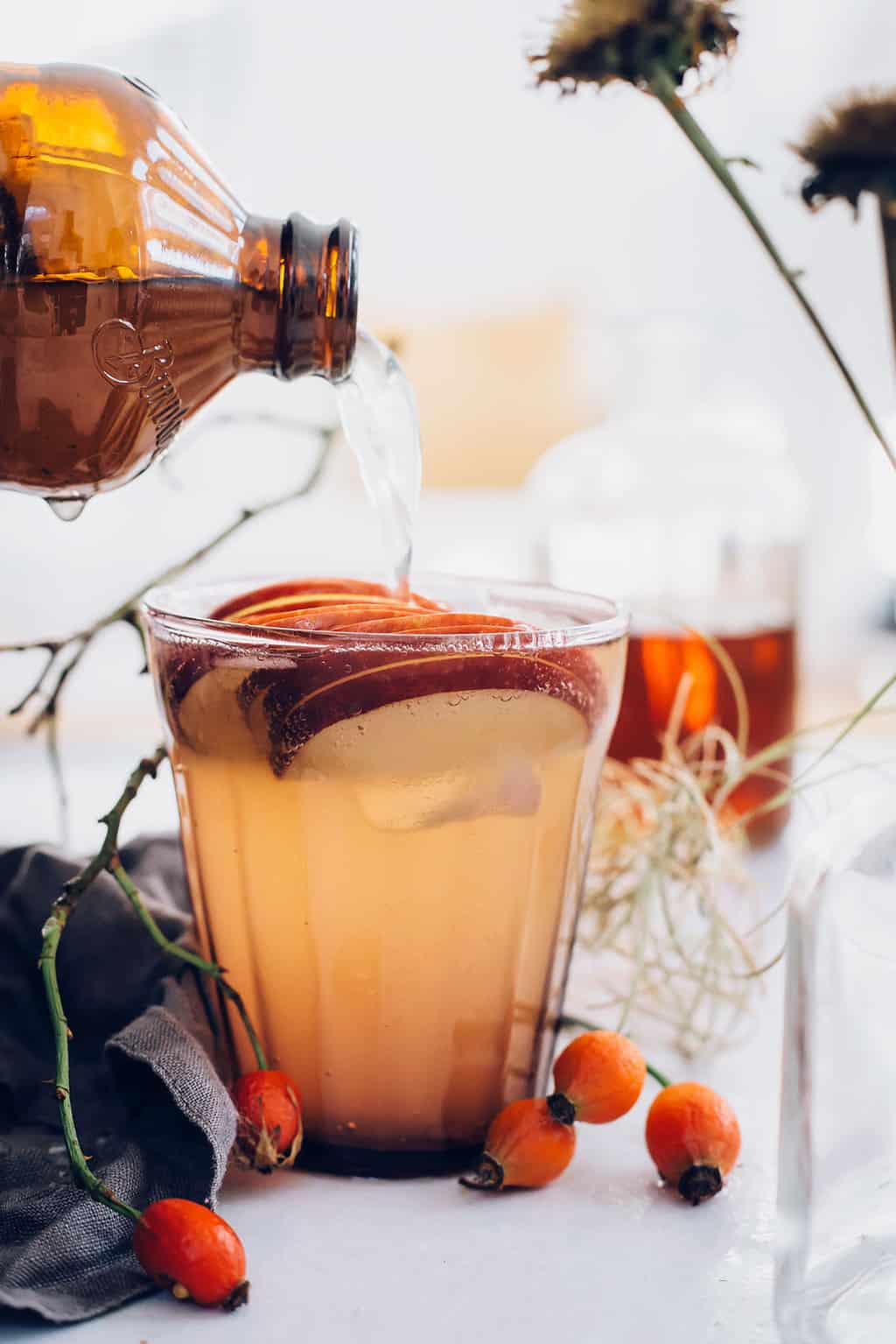 Your New Favorite Fall Cocktail: Bourbon Ginger Cider | Hello Veggie